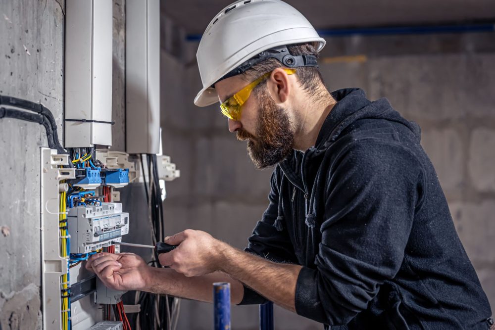 Best Electrical Companies in Houston - FacilityBot - Facilities ...